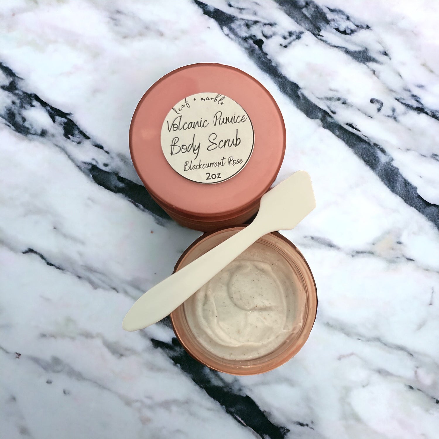 Ultimate Guide to Body Scrubs: Types and How to Use Them – leaf + marble